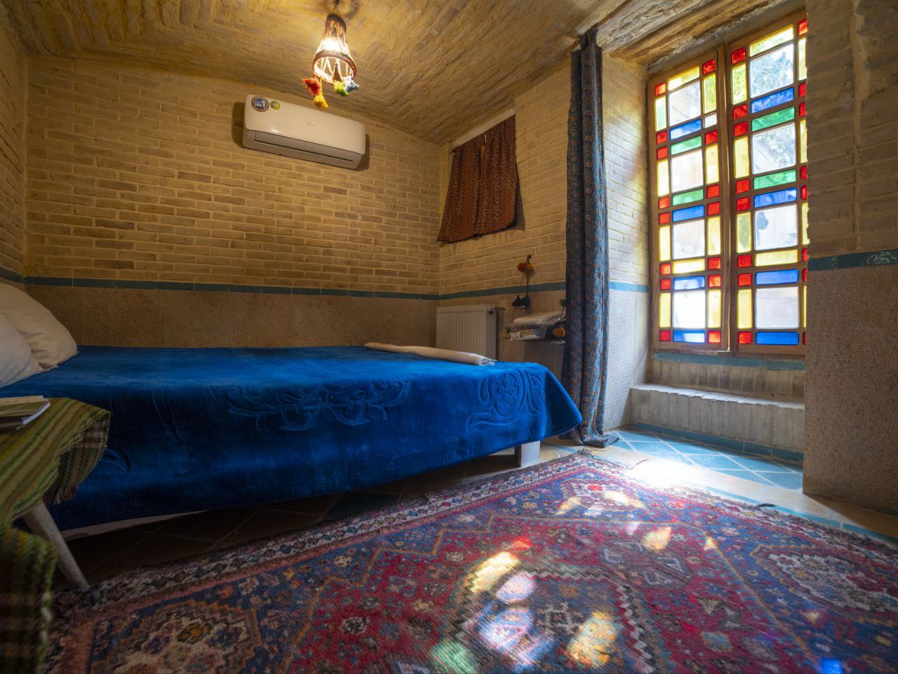 Book Emarat Haft Rang in Shiraz - Best Price Guarantee | 1stQuest