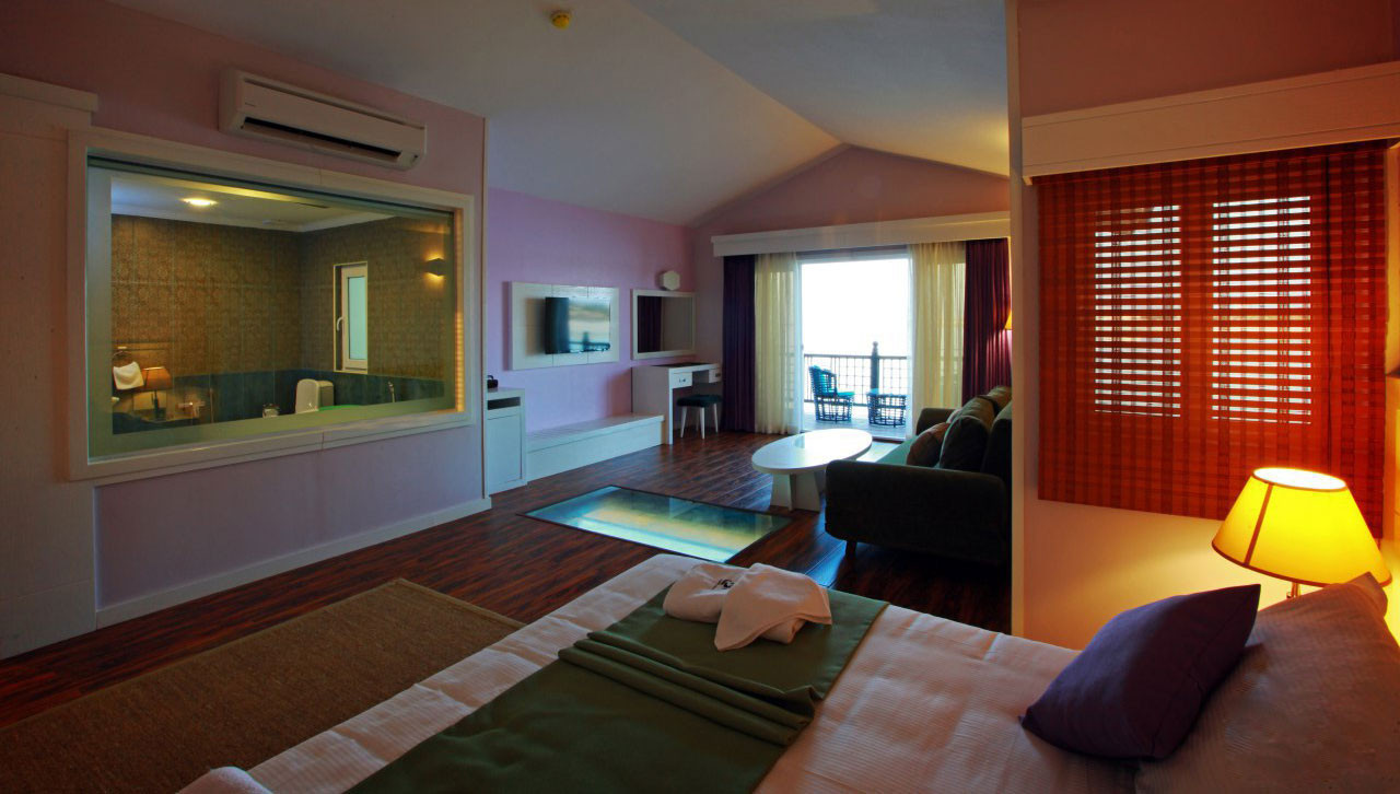 Toranj Hotel Kish - The Best Hotel in Kish island | 1stQuest