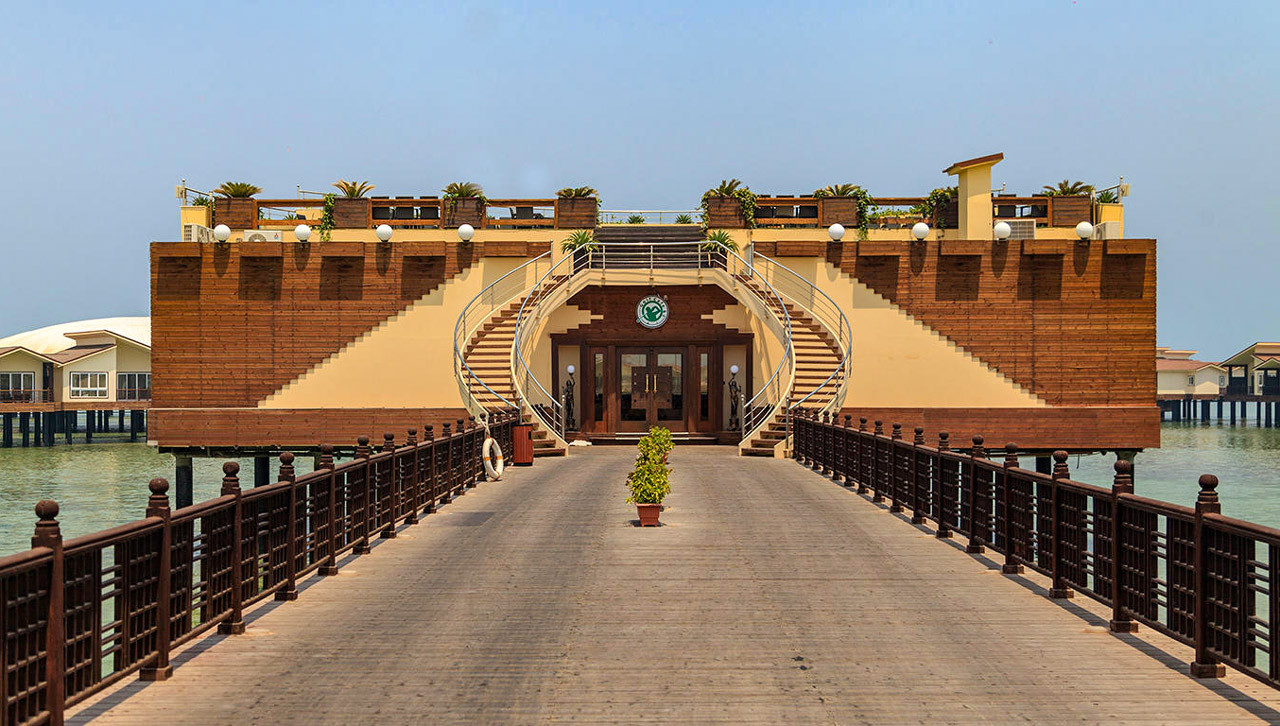 Toranj Hotel Kish - The Best Hotel in Kish island | 1stQuest