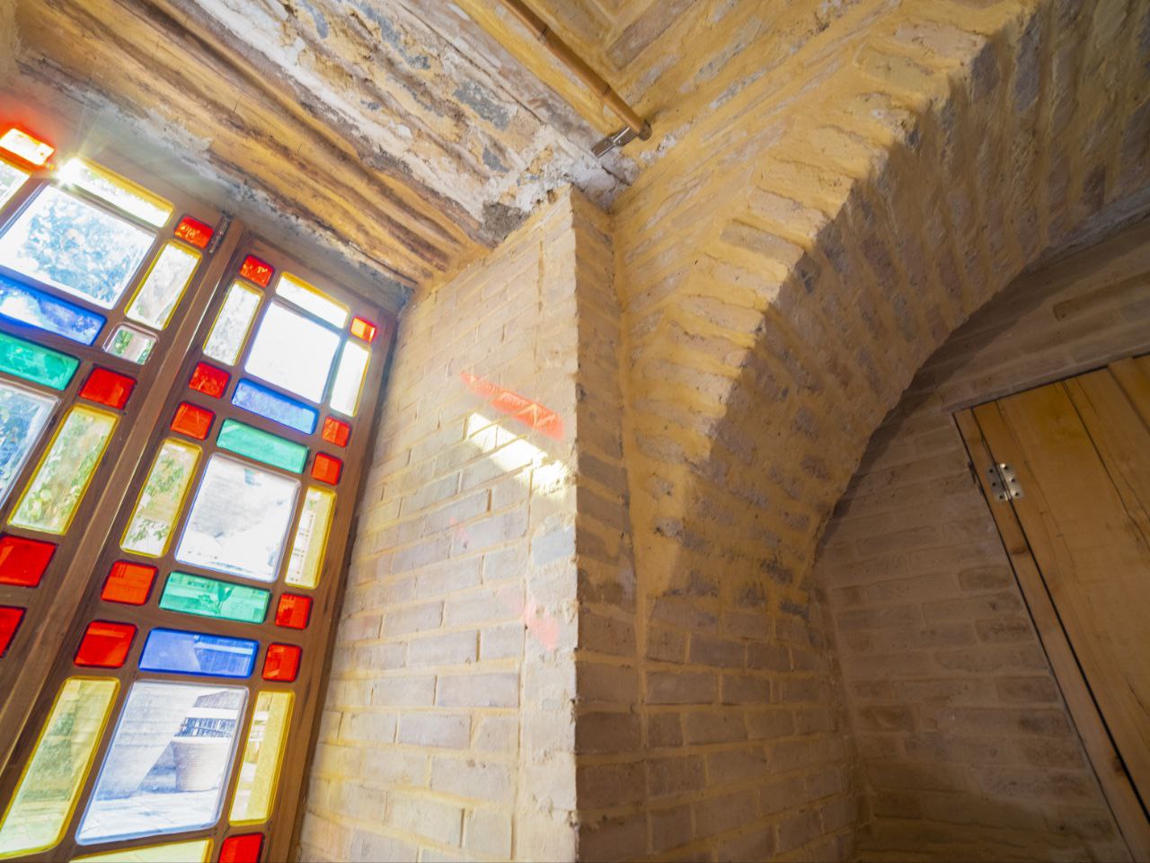 Book Emarat Haft Rang in Shiraz - Best Price Guarantee | 1stQuest