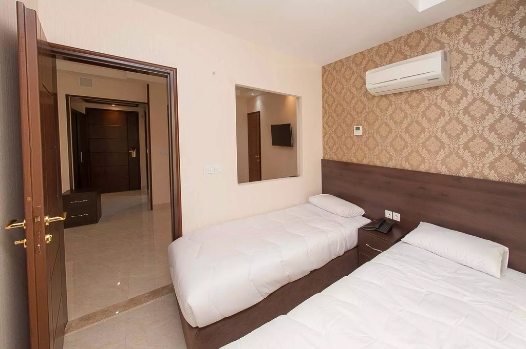 Book Jamil Hotel in Qom - Best Price Guarantee | 1stQuest